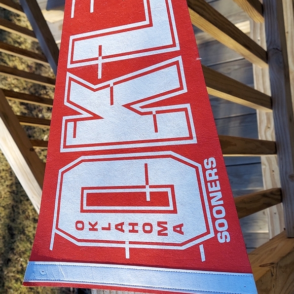OKU | Wall Decor | Vintage Oklahoma U Sooners Pennant Banner Flag ...